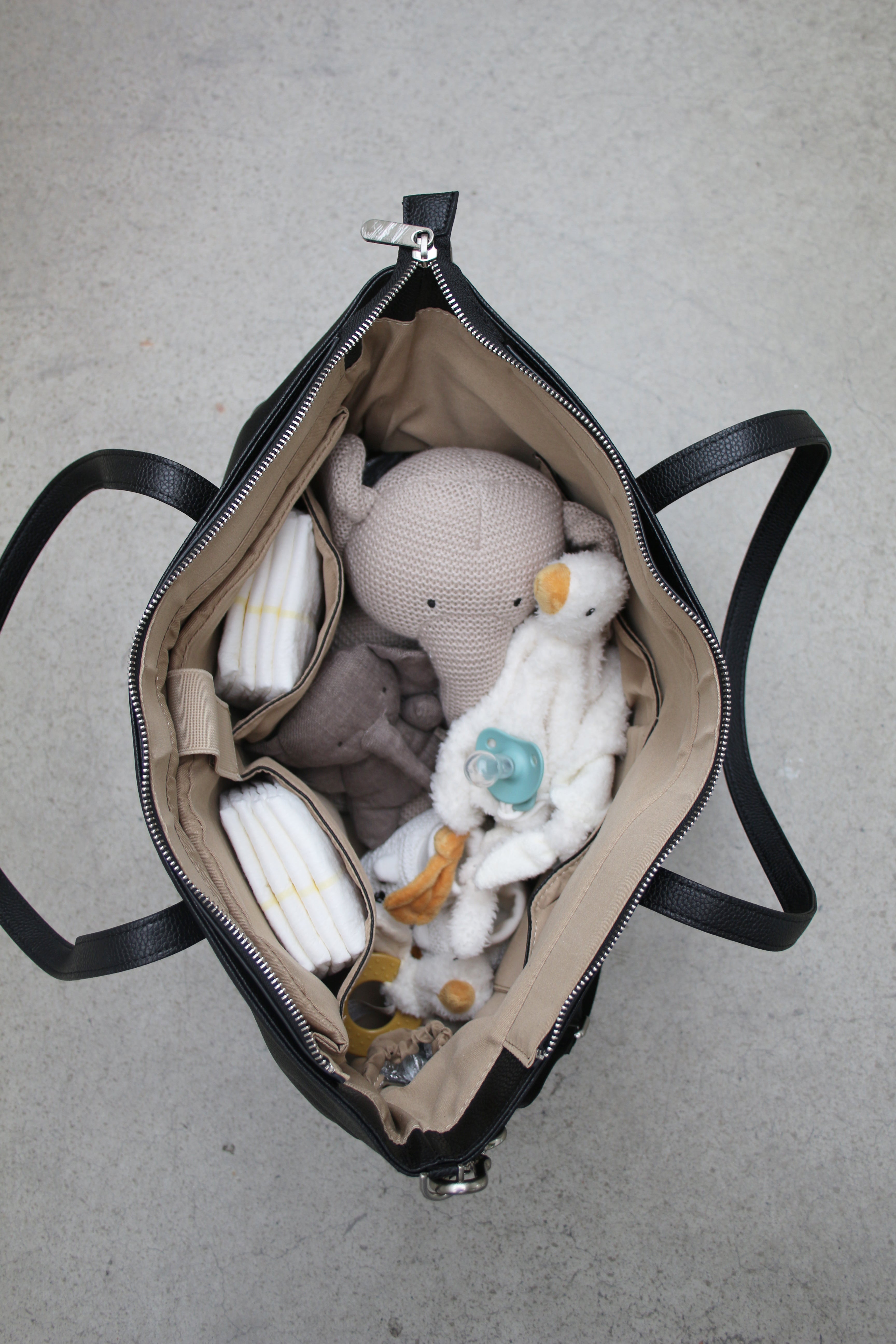 DR Diaper Bag - Black – DENISE ROOBOL